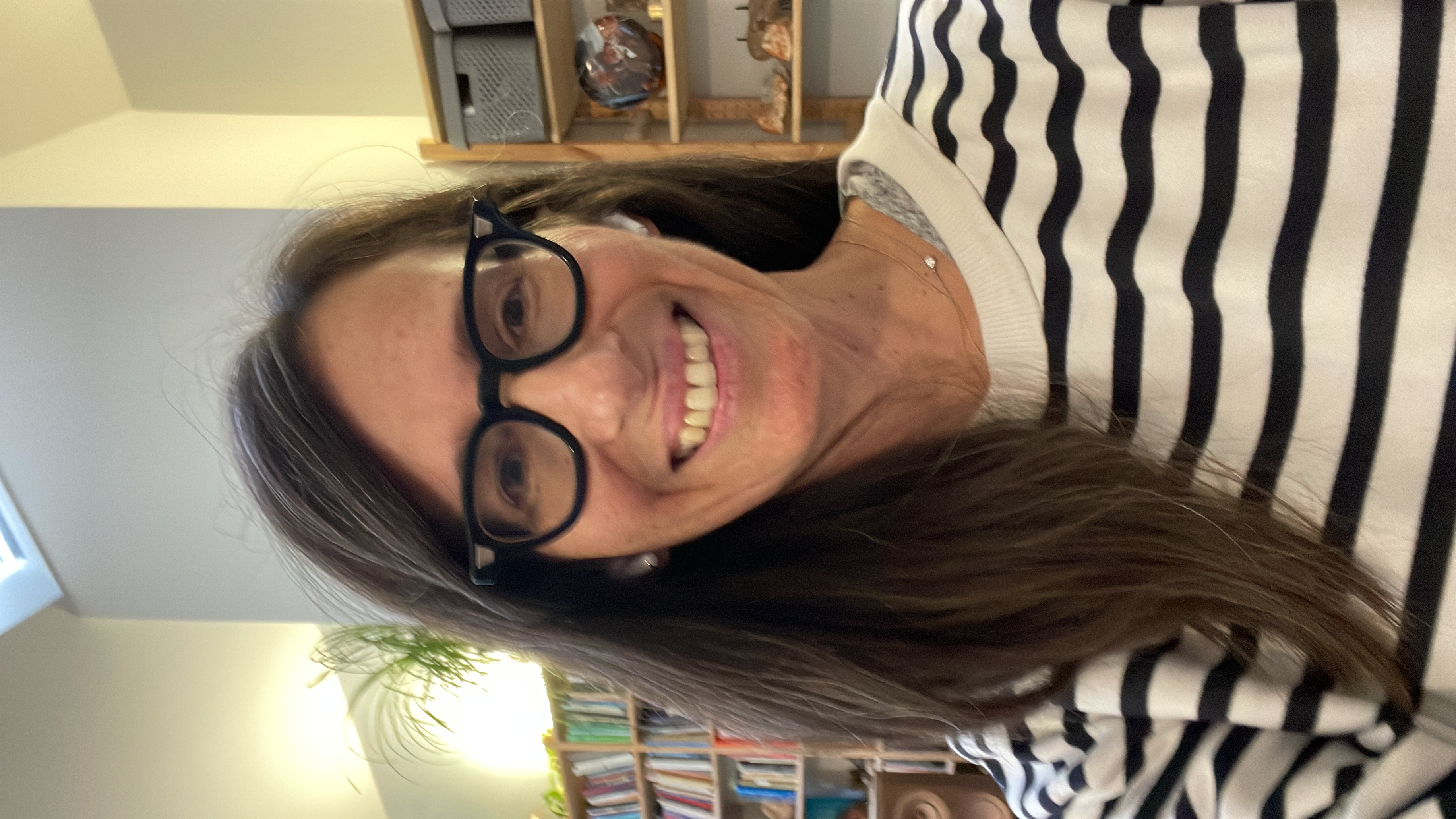 Nelly Agassi | School of the Art Institute of Chicago