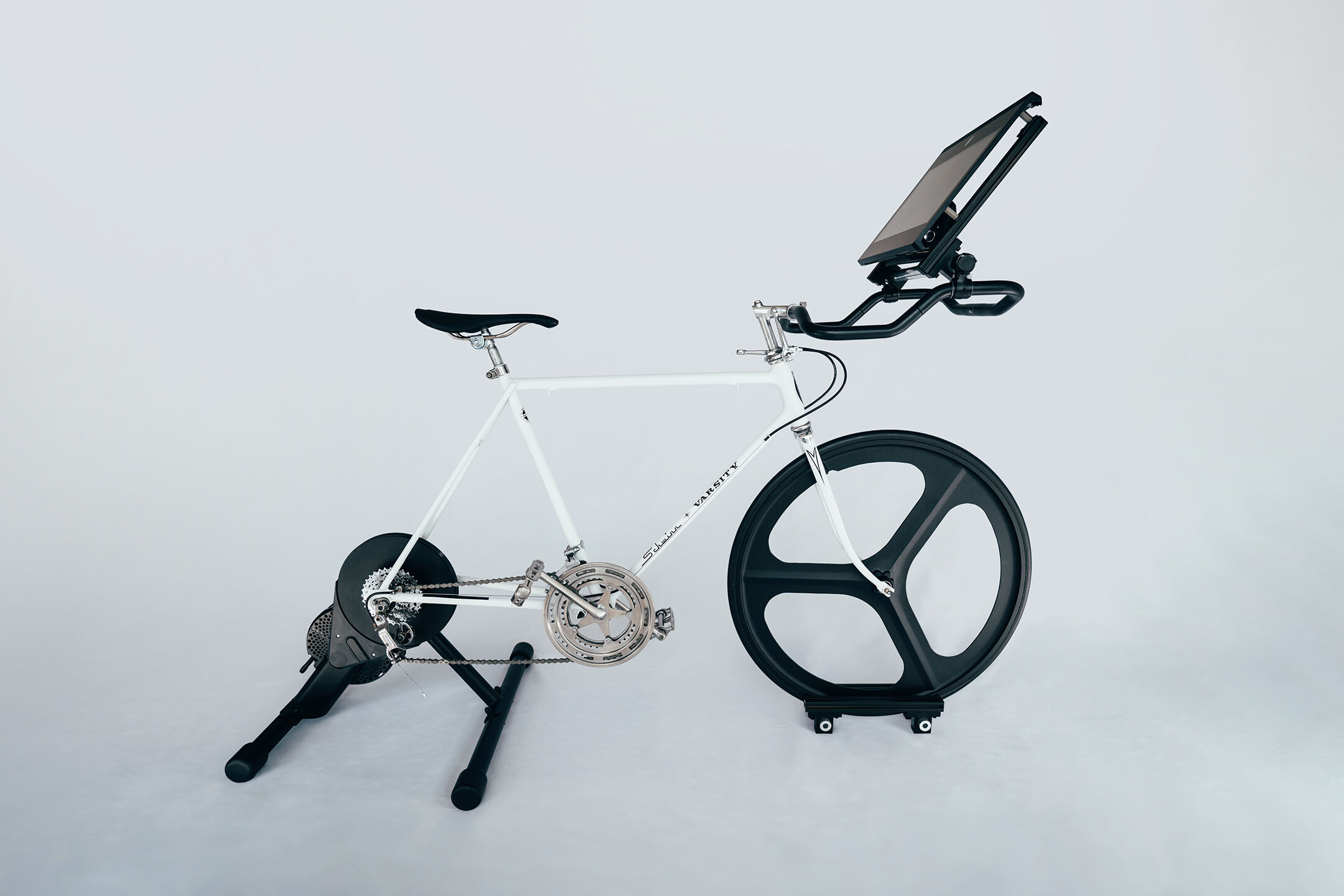 Alum Samuel Matson’s HoloBike is Transforming the Fitness Industry | School of the Art Institute ...